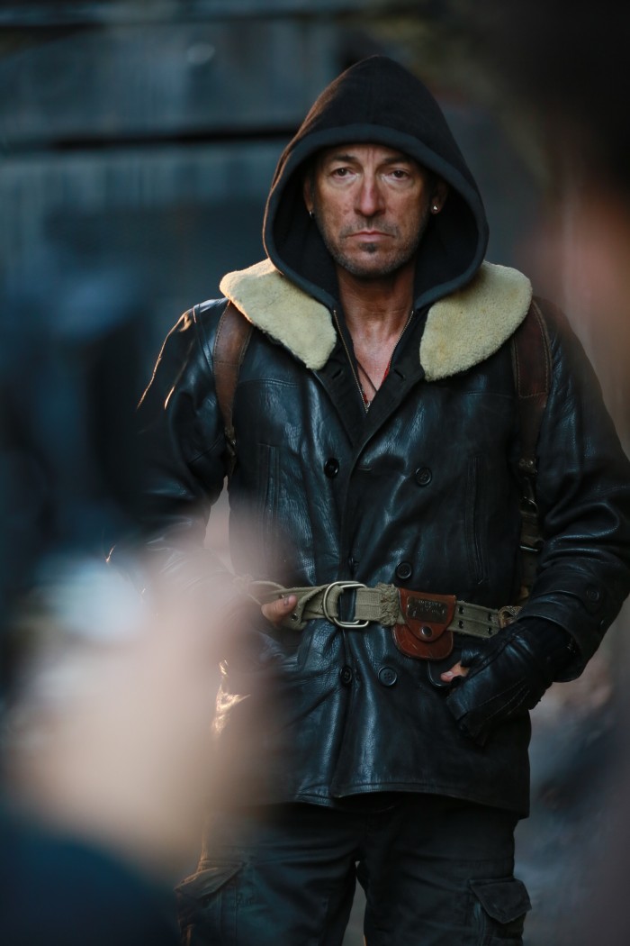 Hunter of Invisible Game – Stray Bullet